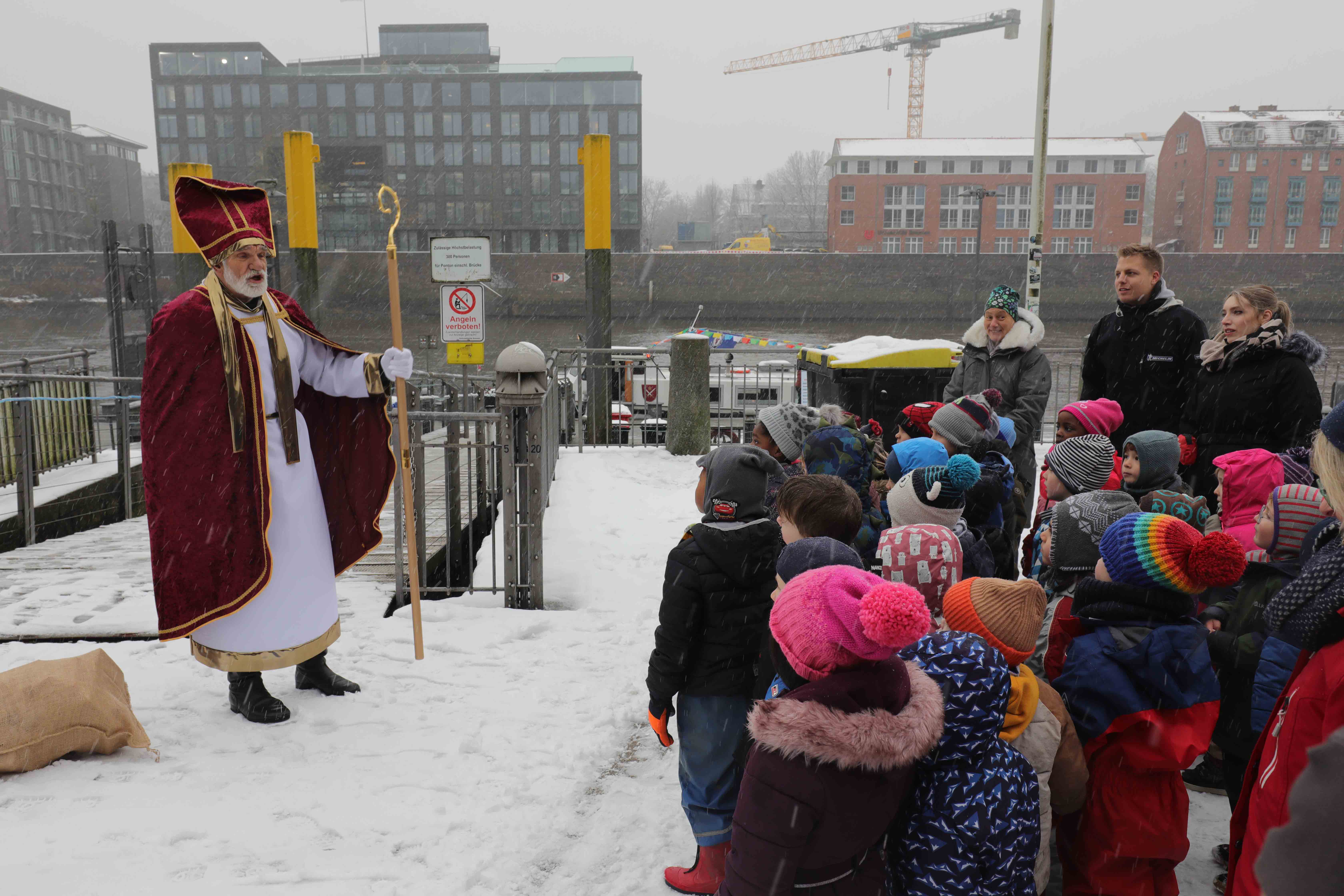 Der Nikolaus kommt mit dem Schiff – Bistum Osnabrück